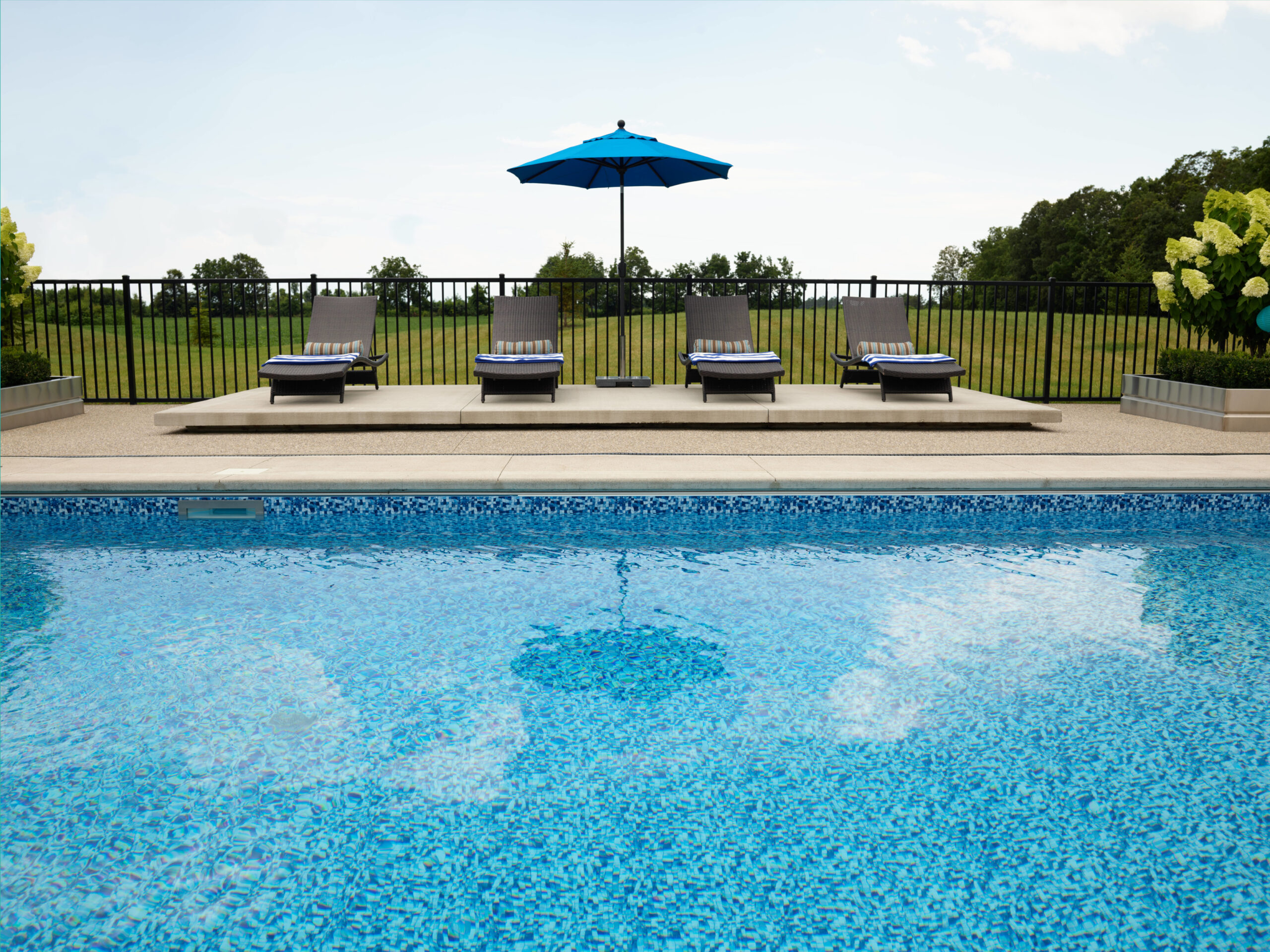 Services – Leamington Pools